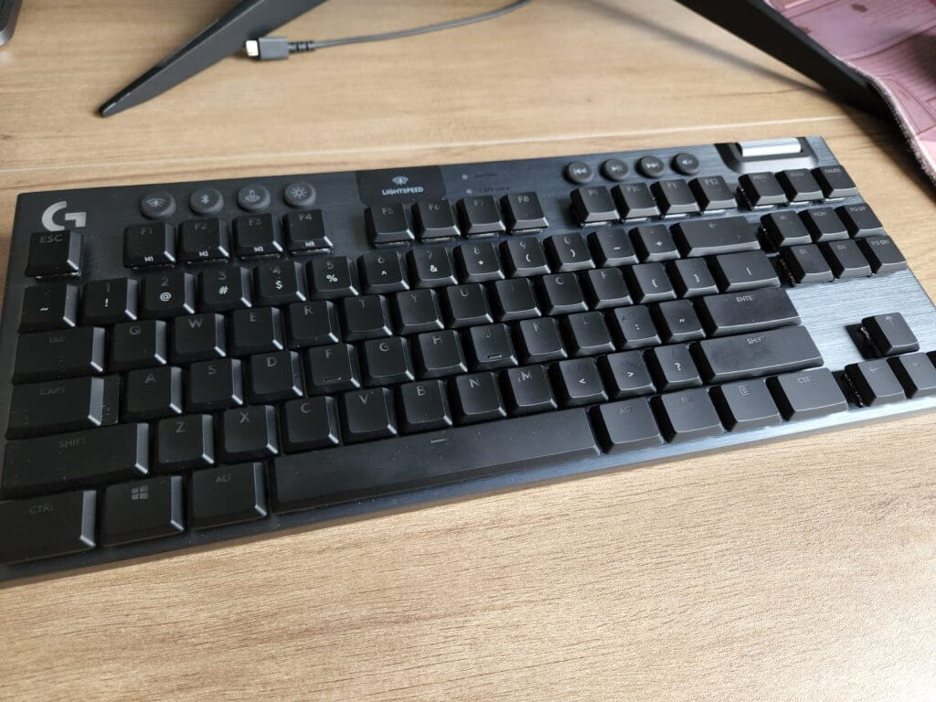 Análise: Teclado Logitech G915 TKL - Última Ficha